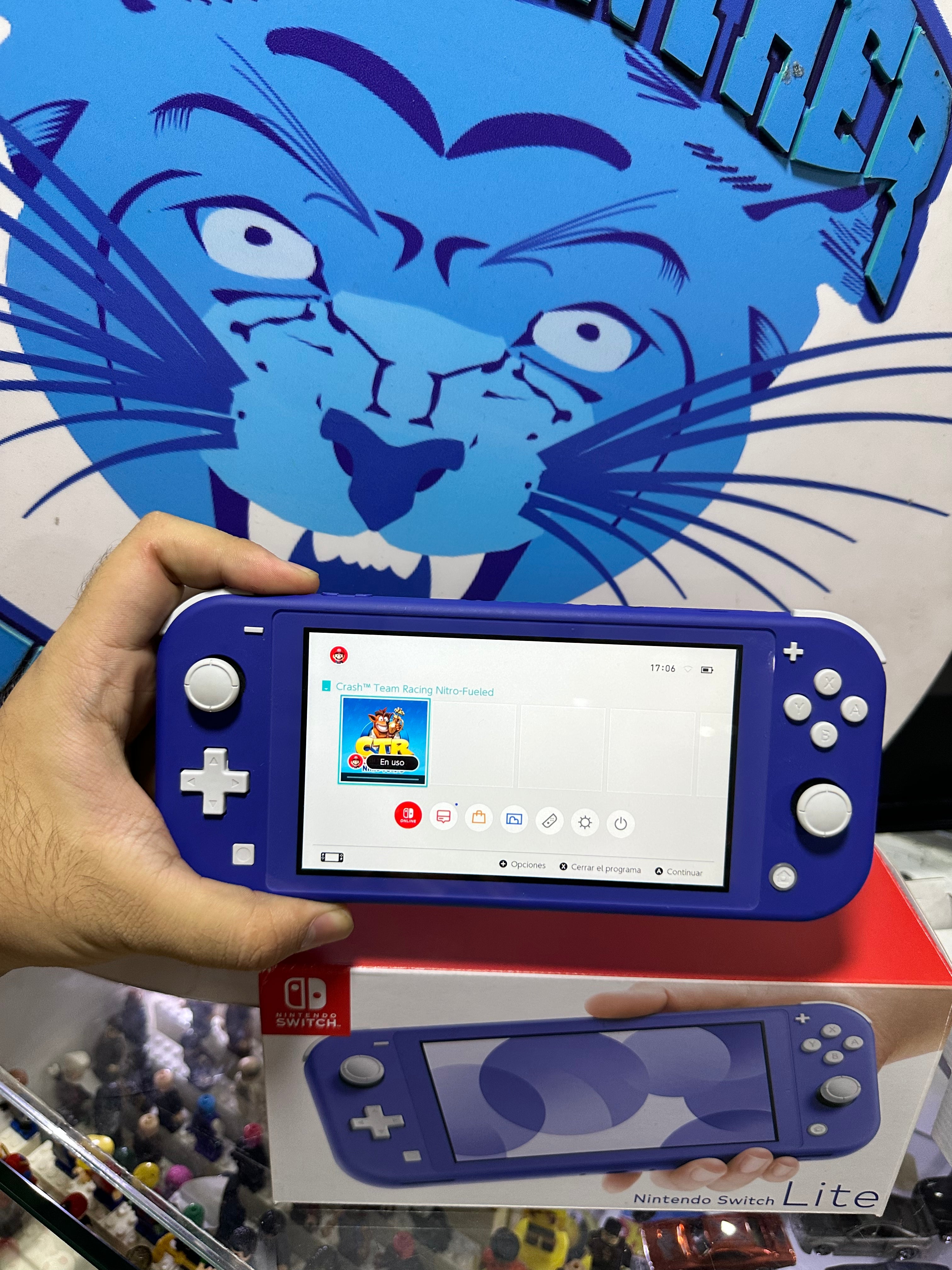 Nintendo Switch Lite Azul Rey Hermosa – bluepanthervideogames