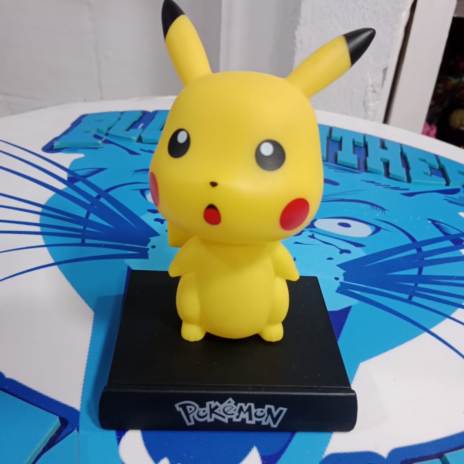 Pikachu Mueve cabeza – bluepanthervideogames